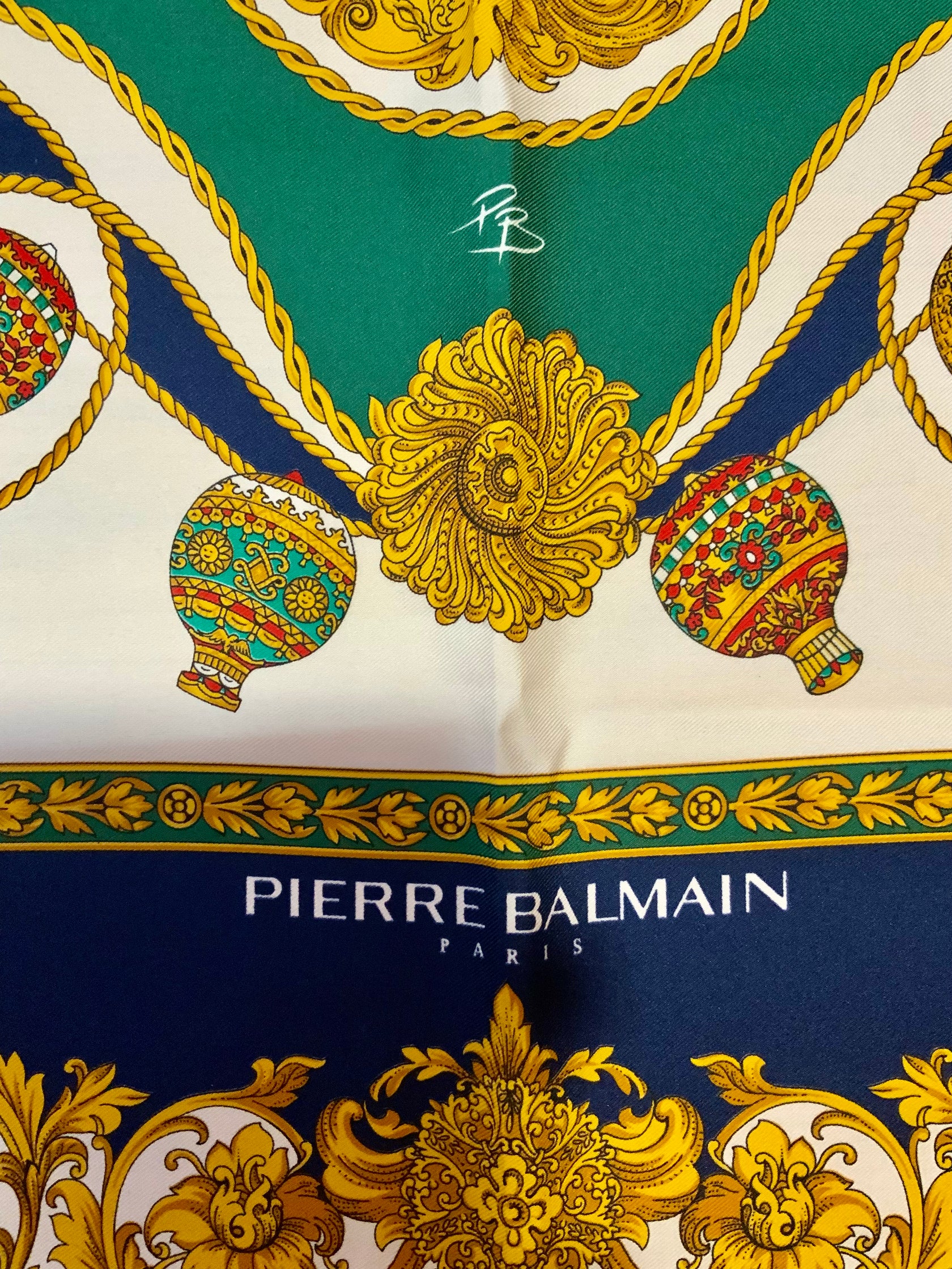 Foulard Pierre Balmain Classique Chic Vintage Motifs Fleurs de Lys ...